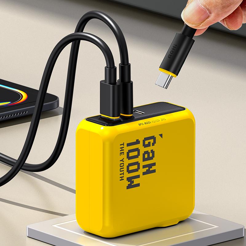 100W GaN USB-C Charger - Hanson & Monroe
